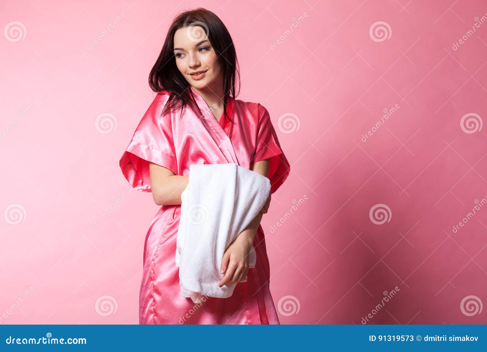 Muchacha En Ropa Interior Rosada Con El Traje Imagen de archivo ...
