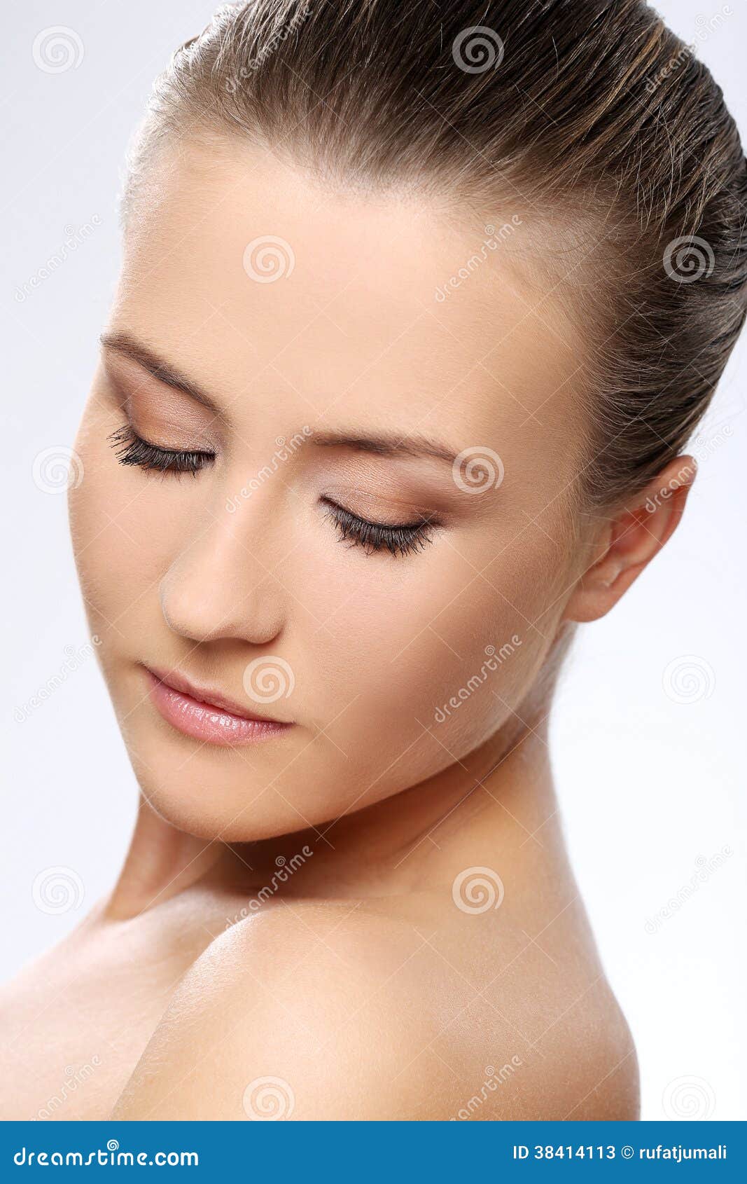 Muchacha Hermosa Con La Cara Perfecta Imagen de archivo - Imagen de ...