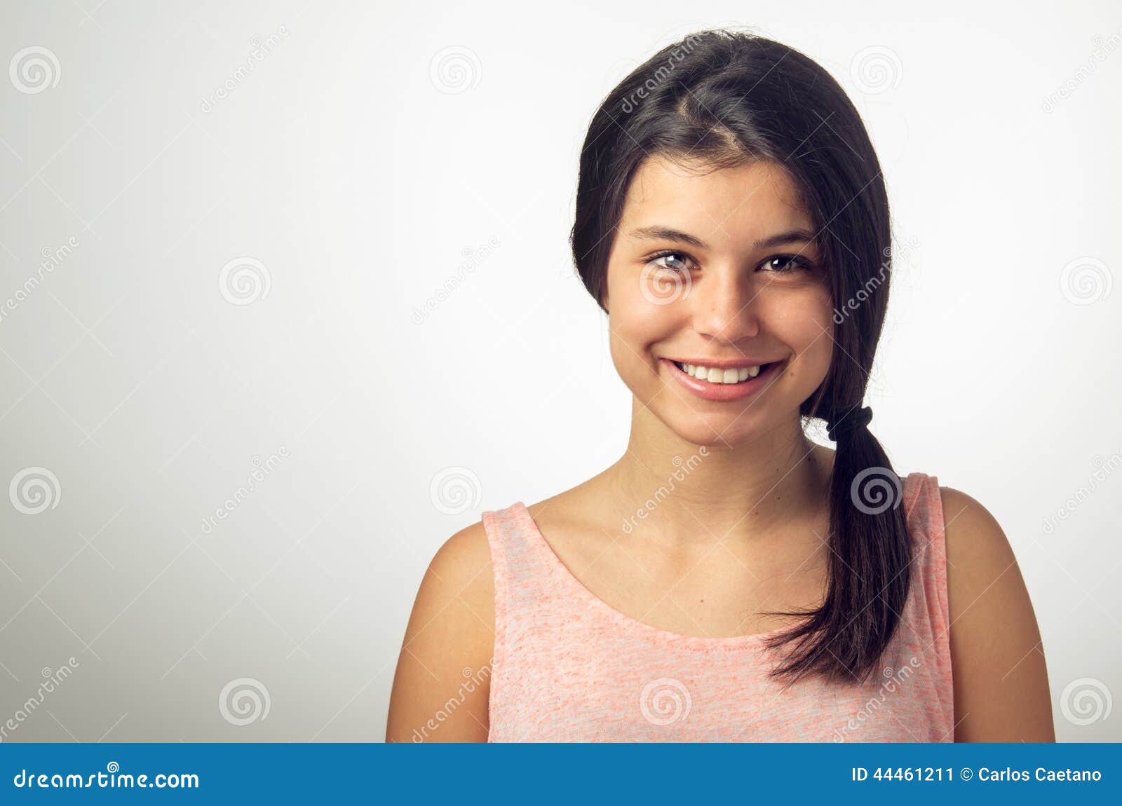 Muchacha sonriente imagen de archivo. Imagen de boca - 44461211