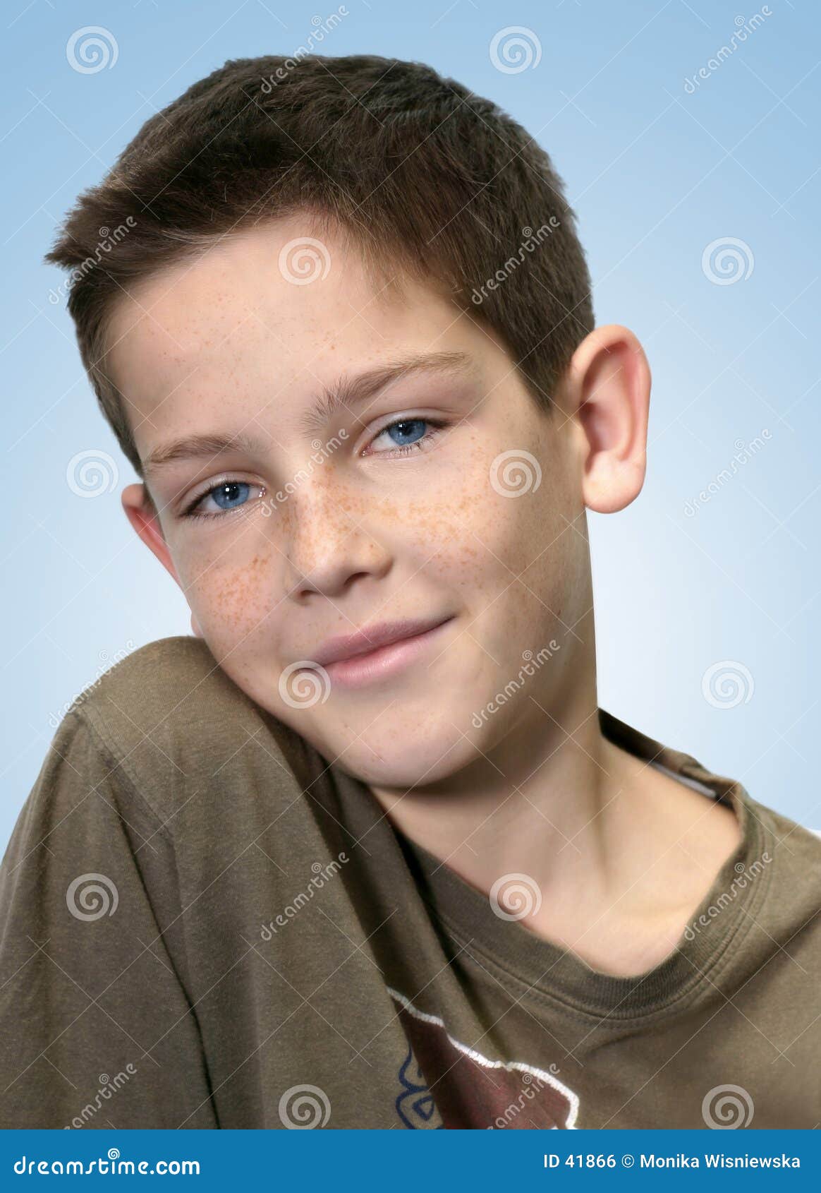 Muchacho foto de archivo. Imagen de muchacho, cabritos, sonrisa - 41866