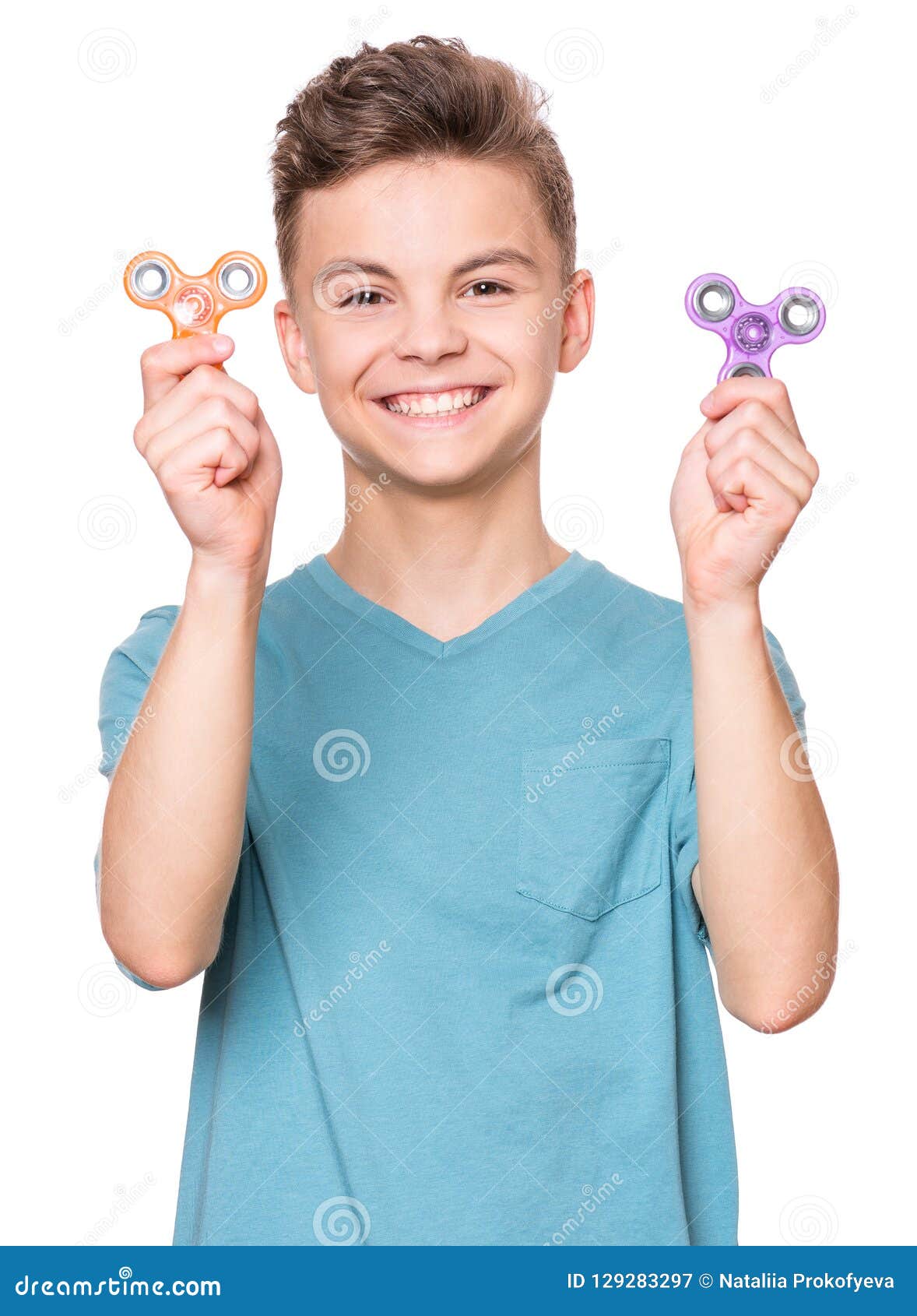 Muchacho Adolescente Con El Hilandero Imagen de archivo - Imagen de ...