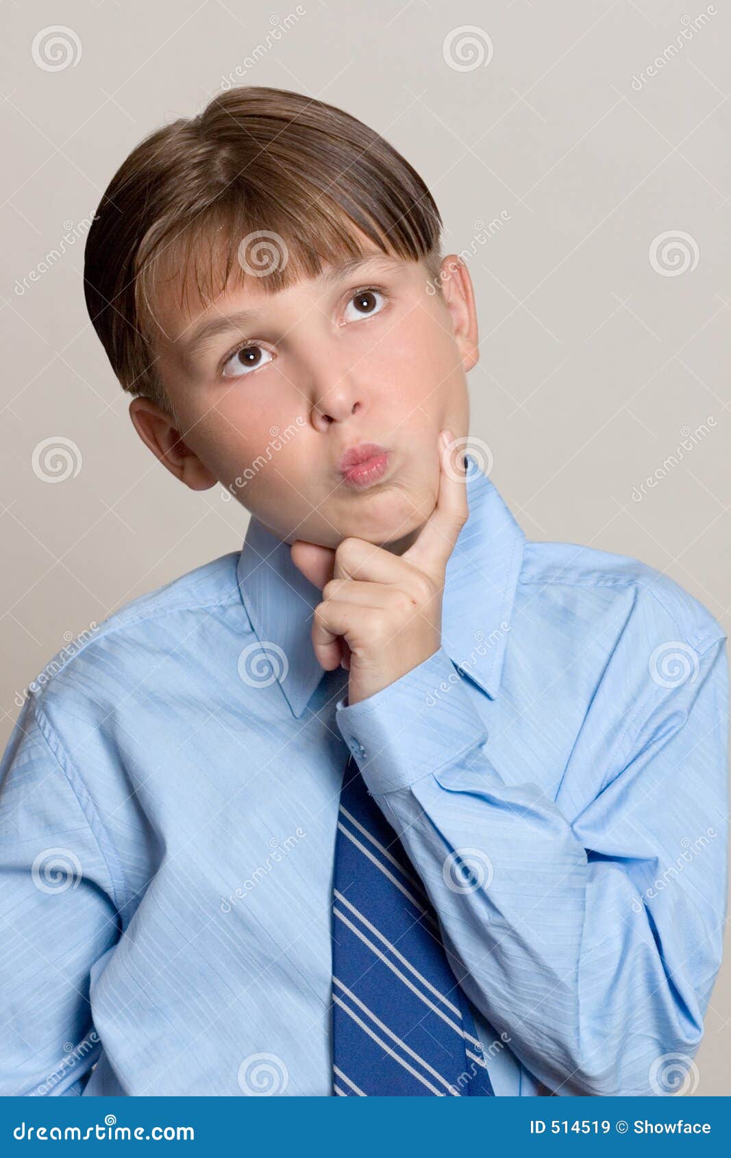 Muchacho de pensamiento imagen de archivo. Imagen de escuela - 514519