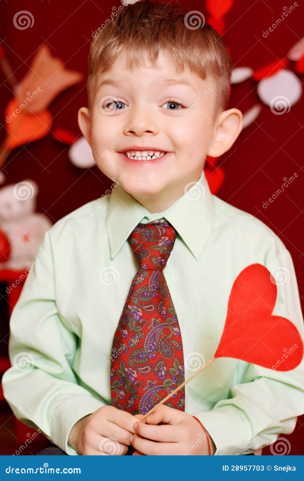 Muchacho feliz imagen de archivo. Imagen de sonriente - 28957703