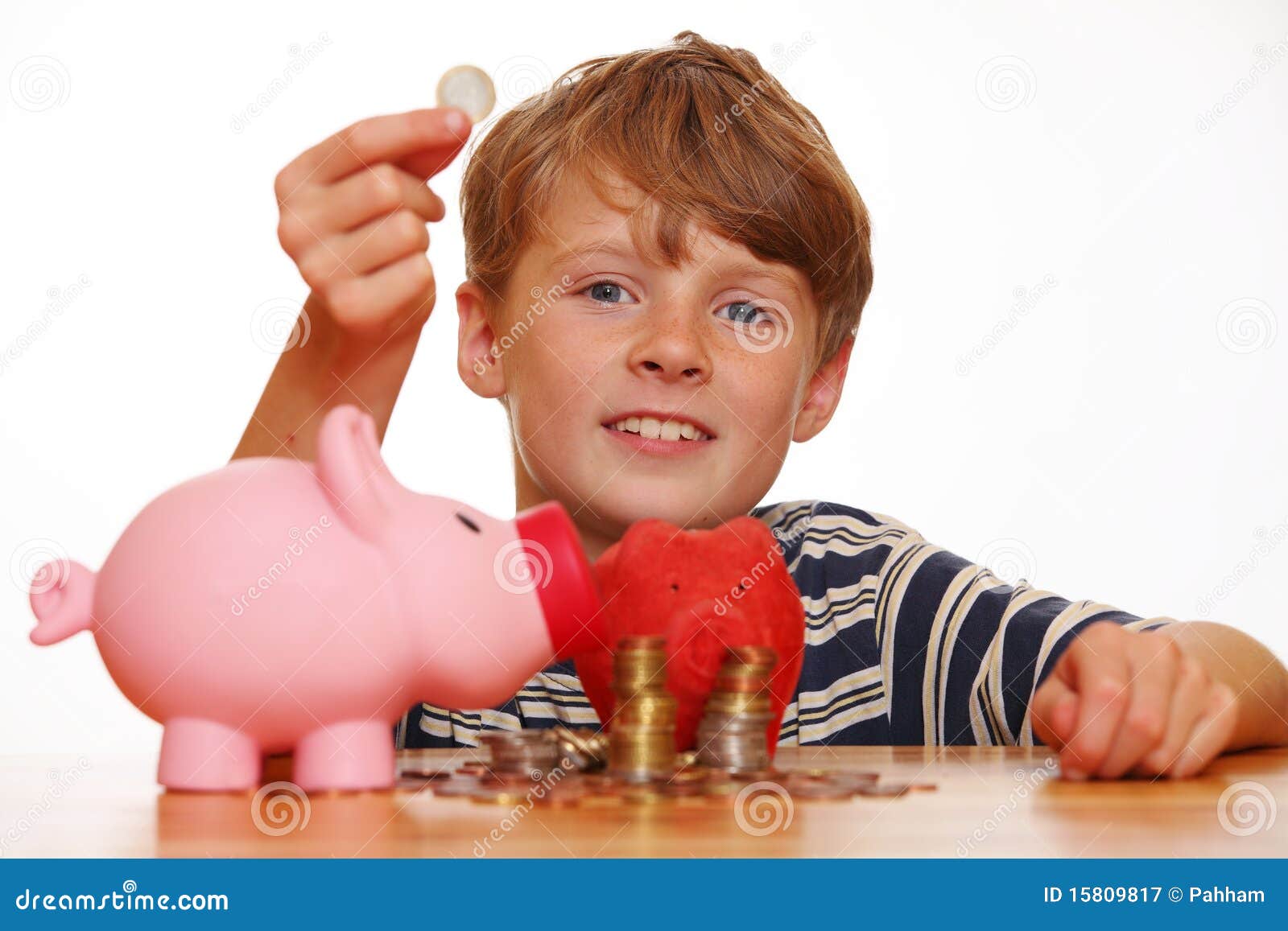 Muchacho joven rico imagen de archivo. Imagen de banca - 15809817