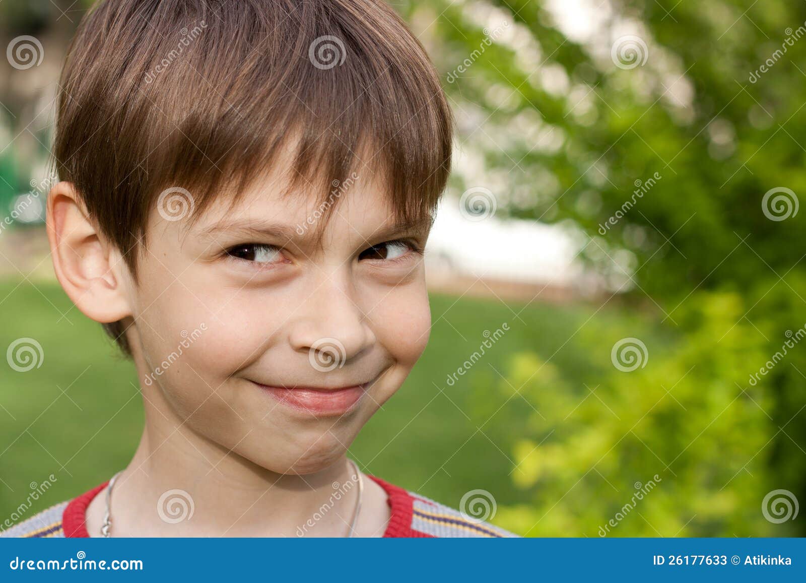 Muchacho lindo imagen de archivo. Imagen de feliz, cara - 26177633