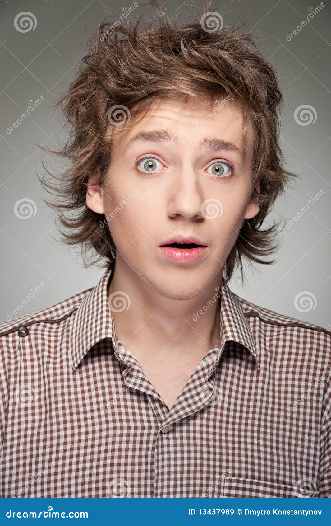 Muchacho sorprendente imagen de archivo. Imagen de persona - 13437989