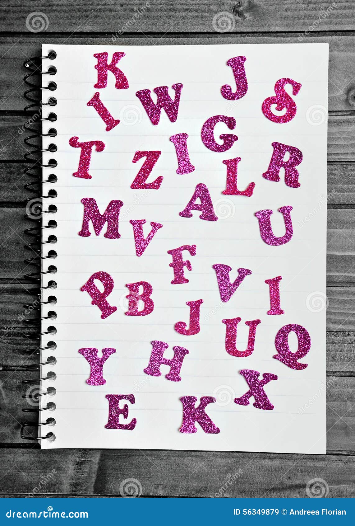 Muchas Letras En El Cuaderno Imagen de archivo - Imagen de libreta ...
