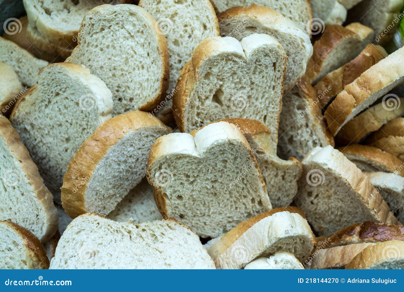 Muchas Rebanadas De Pan Viejo Seco Foto de archivo - Imagen de cocina ...