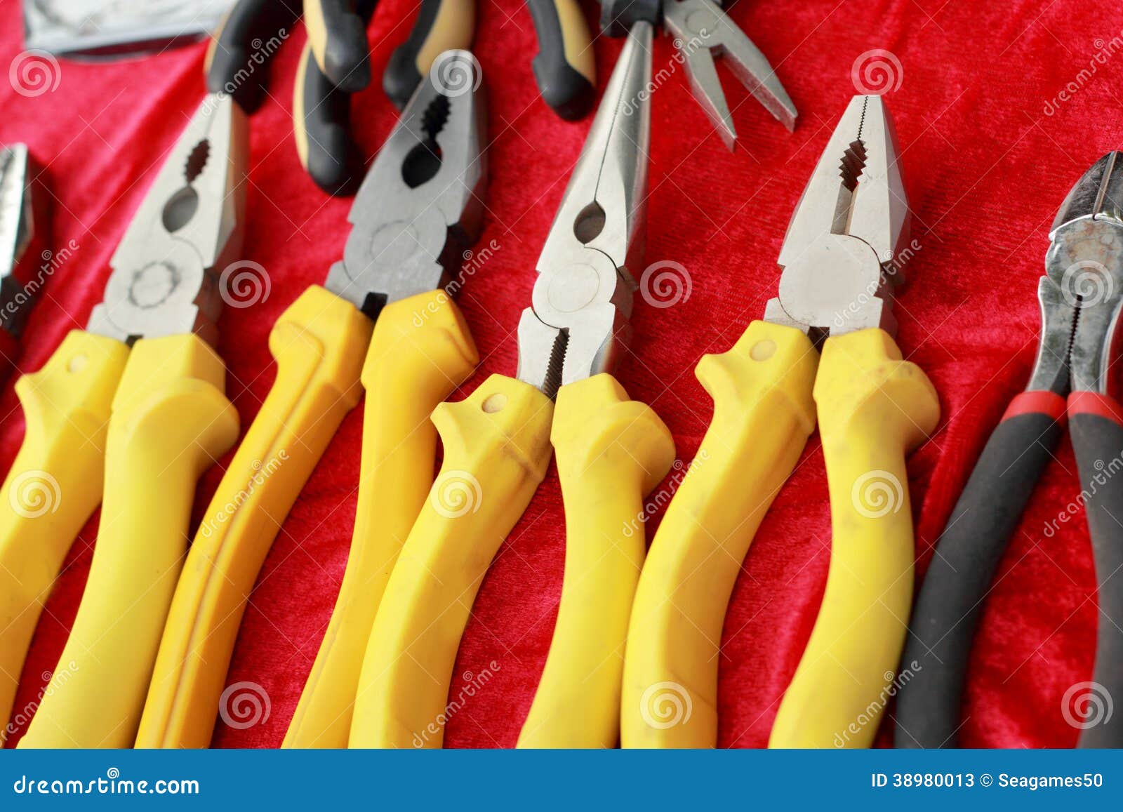 Mucho Equipe Mucho El Amarillo Imagen de archivo - Imagen de medida ...