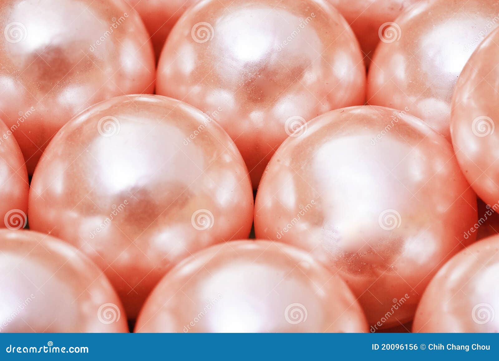 Mucho perla rosada foto de archivo. Imagen de bola, perlas - 20096156