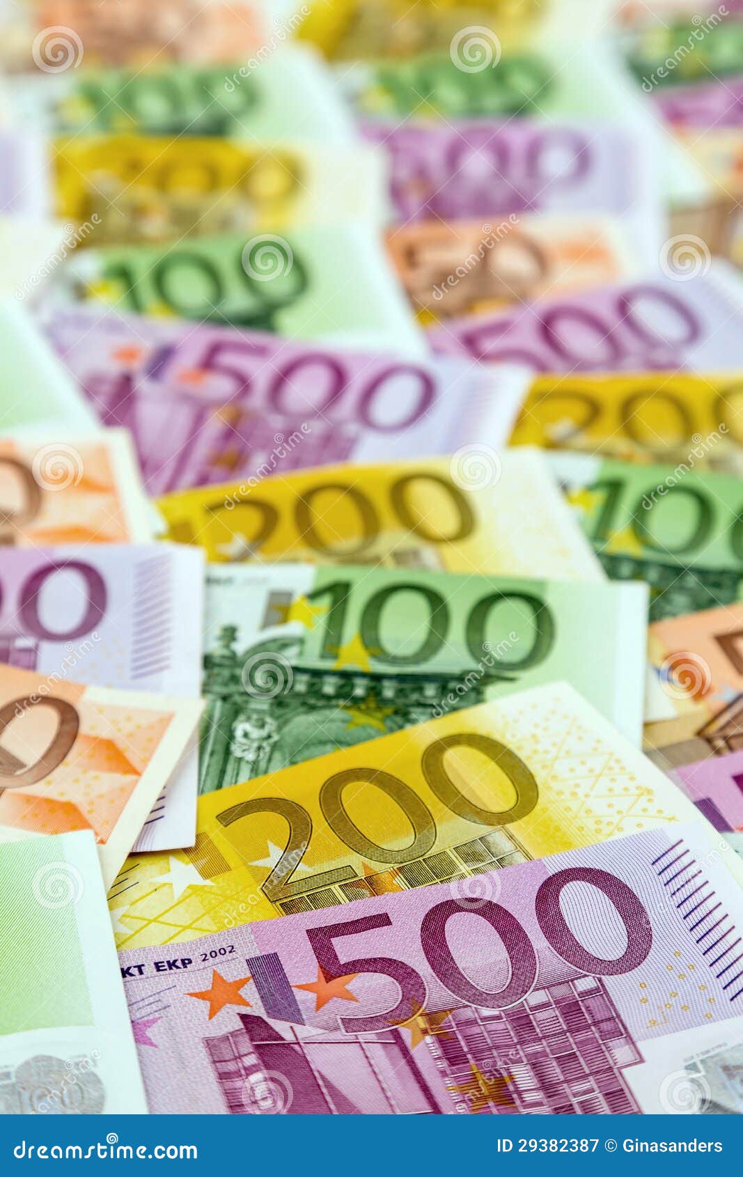 Muchos Billetes De Banco Euro Imagen de archivo - Imagen de cuenta ...