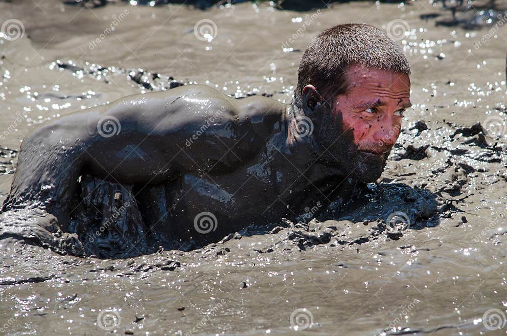 Mud crawl editorial image. Image of muck, competitive - 25854635