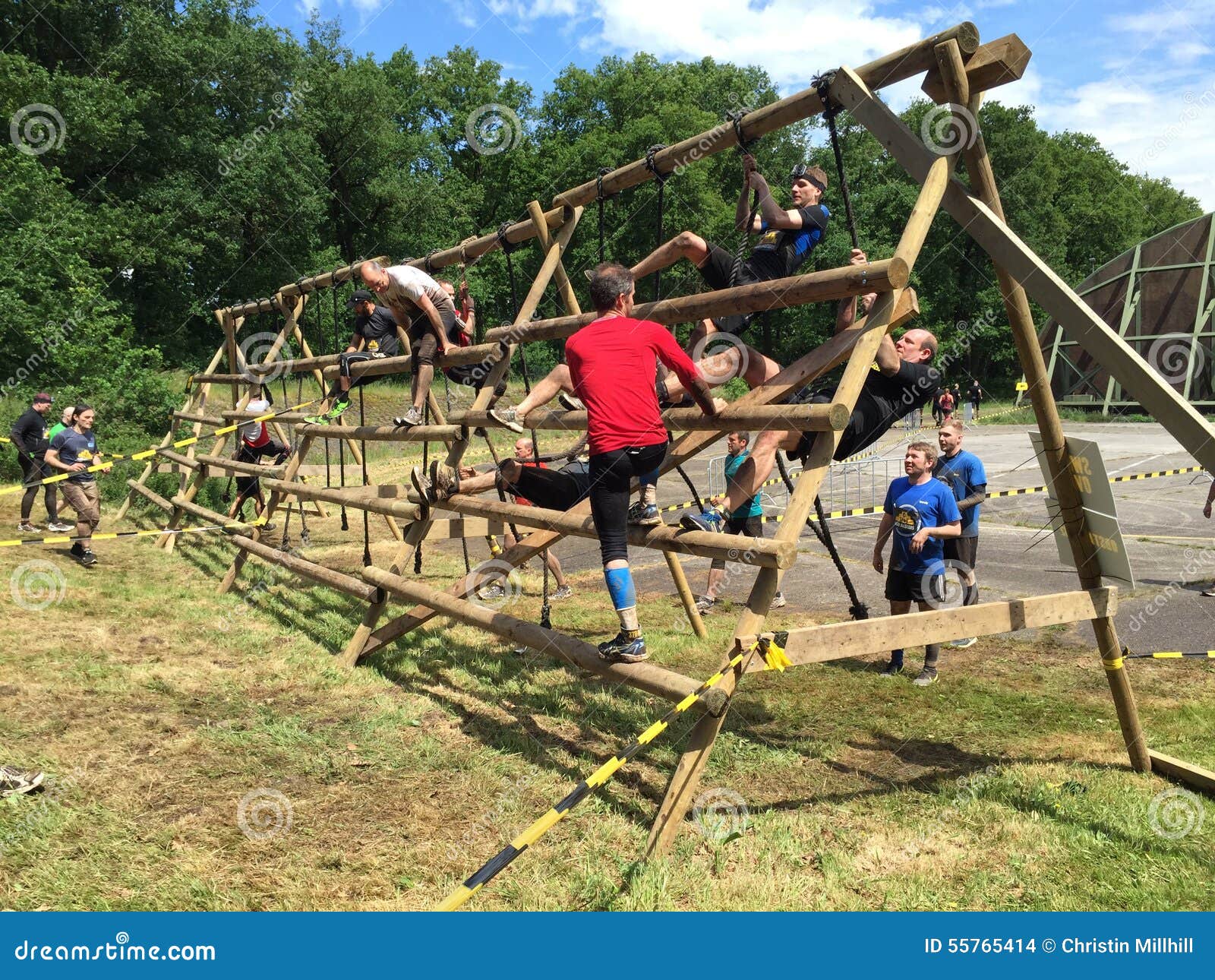 Mud Masters Race editorial stock image. Image of leisure - 55765414