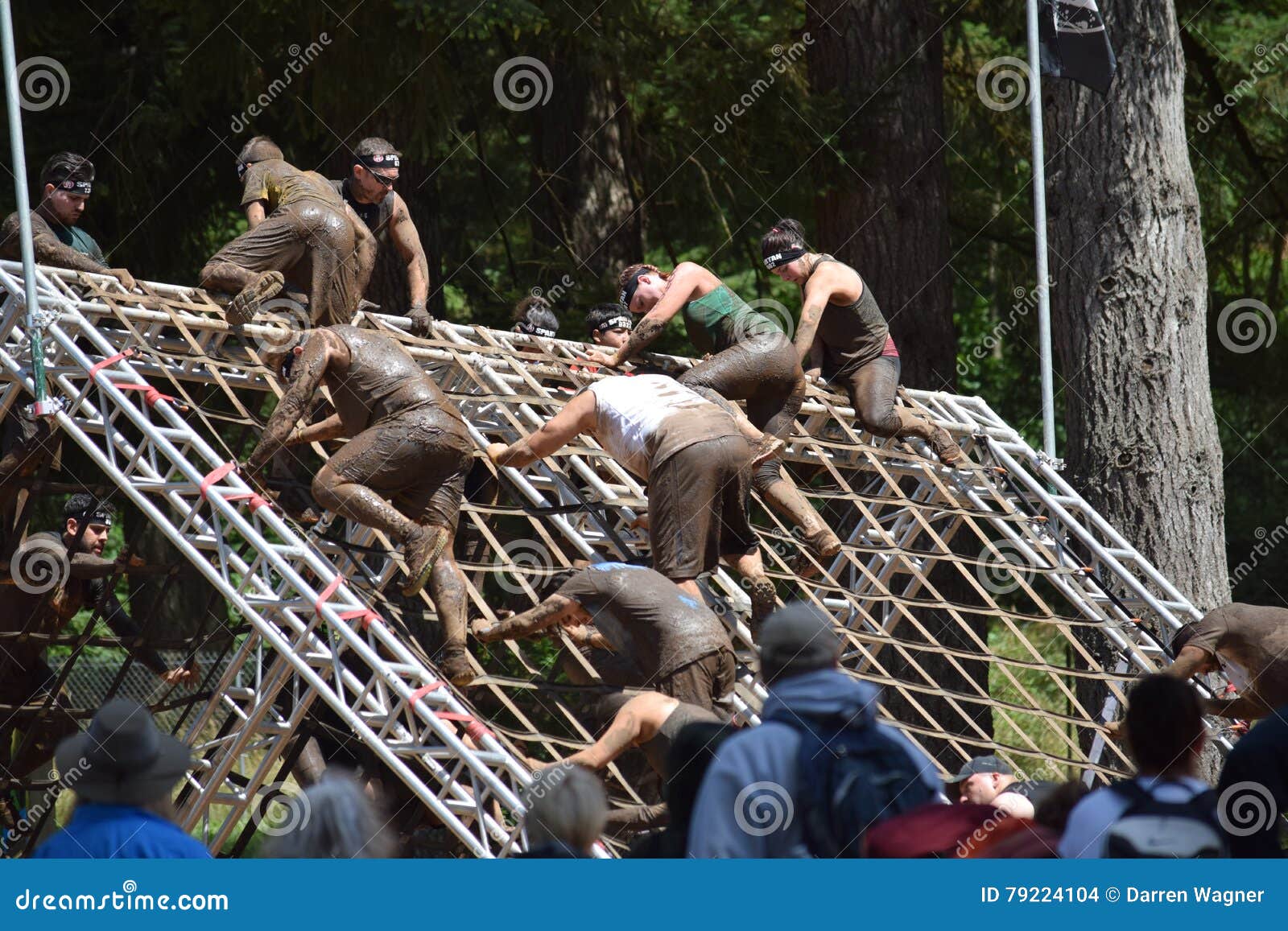 Mud Run Obstical Course Net Wall Editorial Stock Image - Image of ...