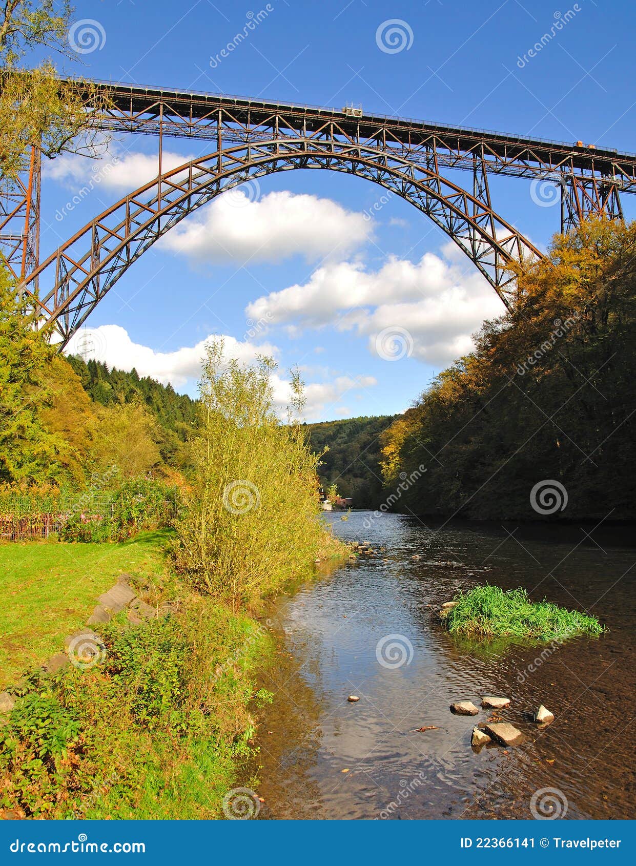 Muengsten Bridge,Germany stock image. Image of europe - 22366141