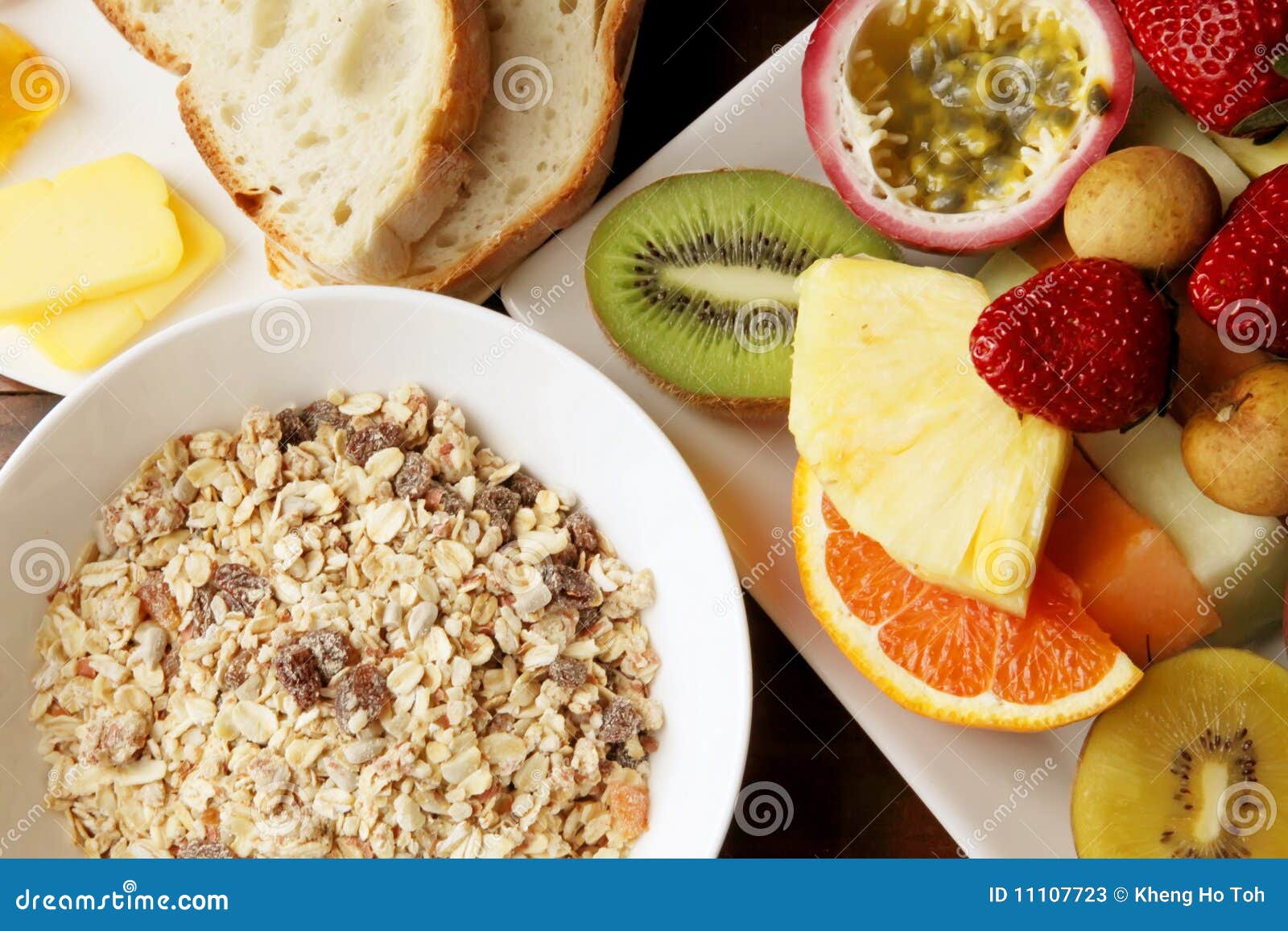 Muesli image stock. Image du matin, mélangé, nourritures - 11107723