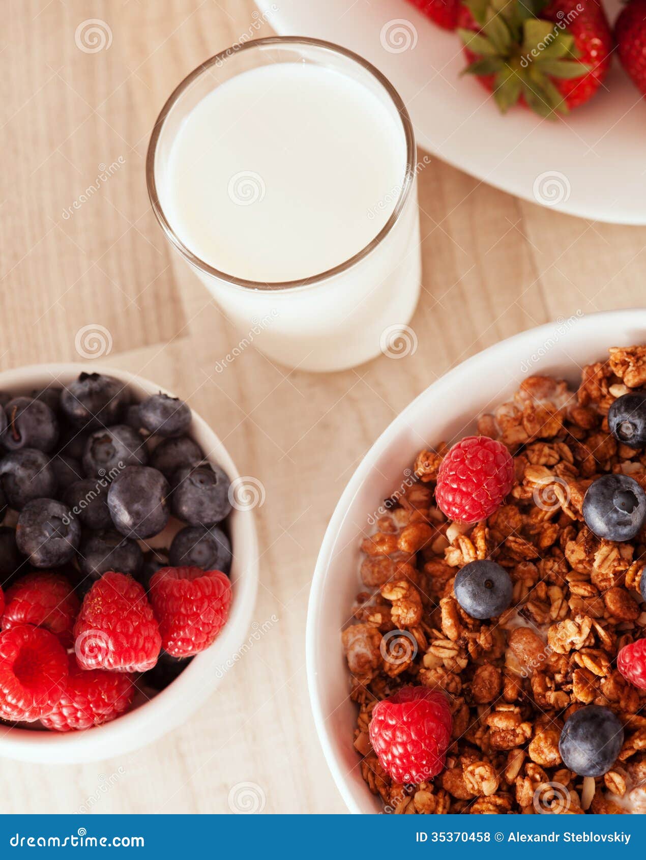 Muesli with berries stock photo. Image of muesli, granola - 35370458