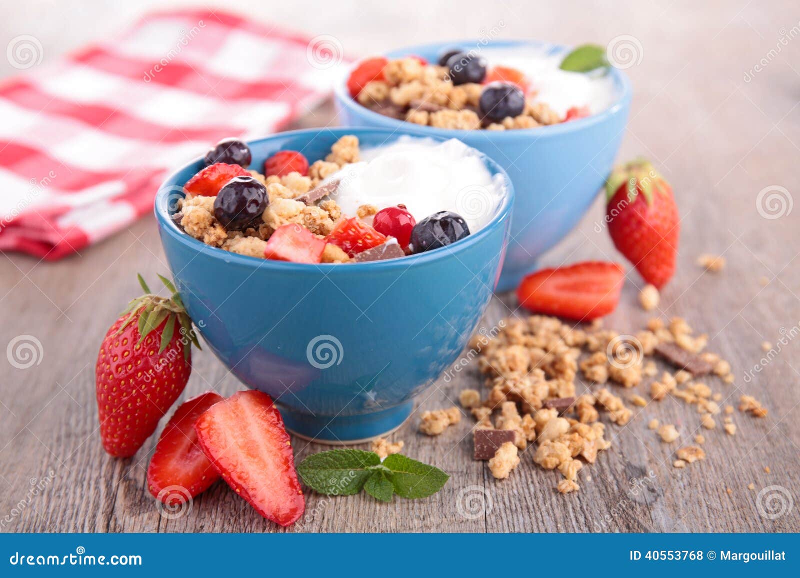 Muesli with berry stock photo. Image of dairy, diet, berry - 40553768