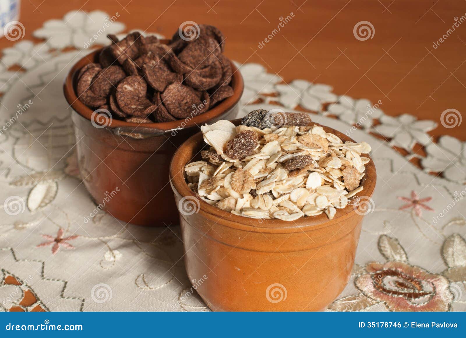 Muesli and flakes stock photo. Image of products, flakes - 35178746