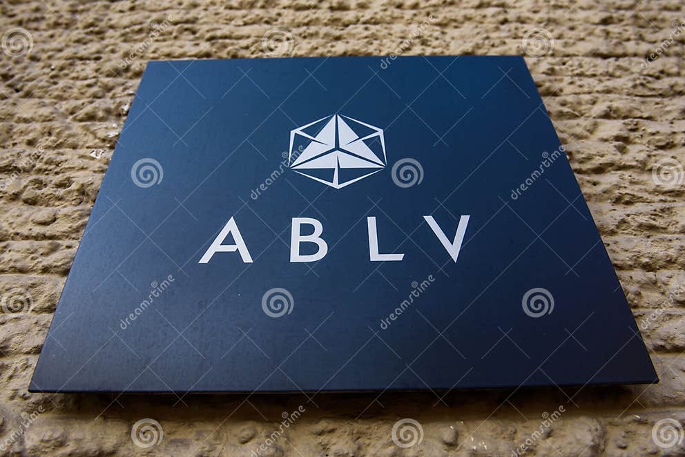 Muestra De ABLV En La Pared Del Edificio Del ` S Del Banco Imagen ...