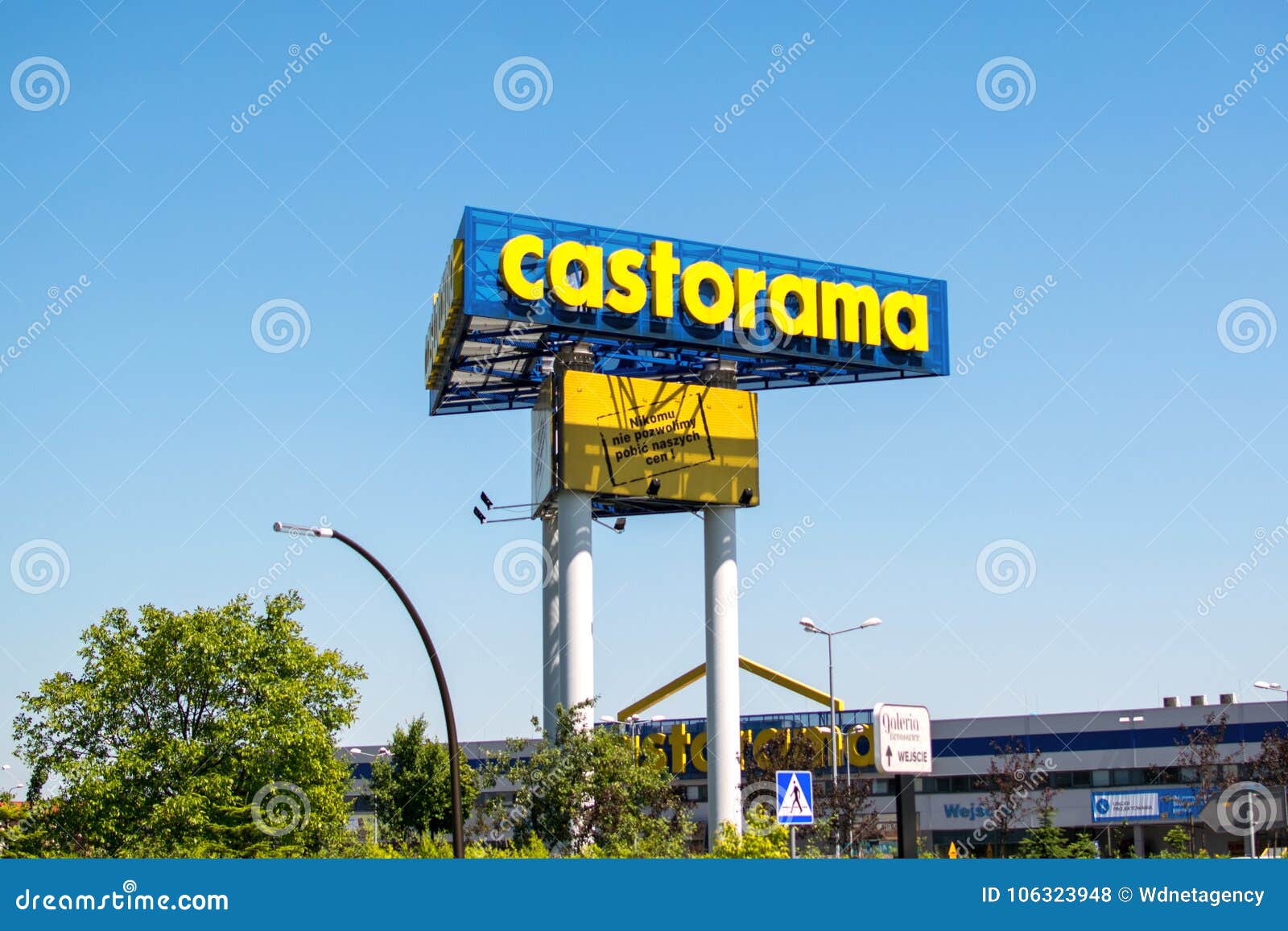 Muestra De La Tienda De Castorama Foto de archivo editorial - Imagen de ...