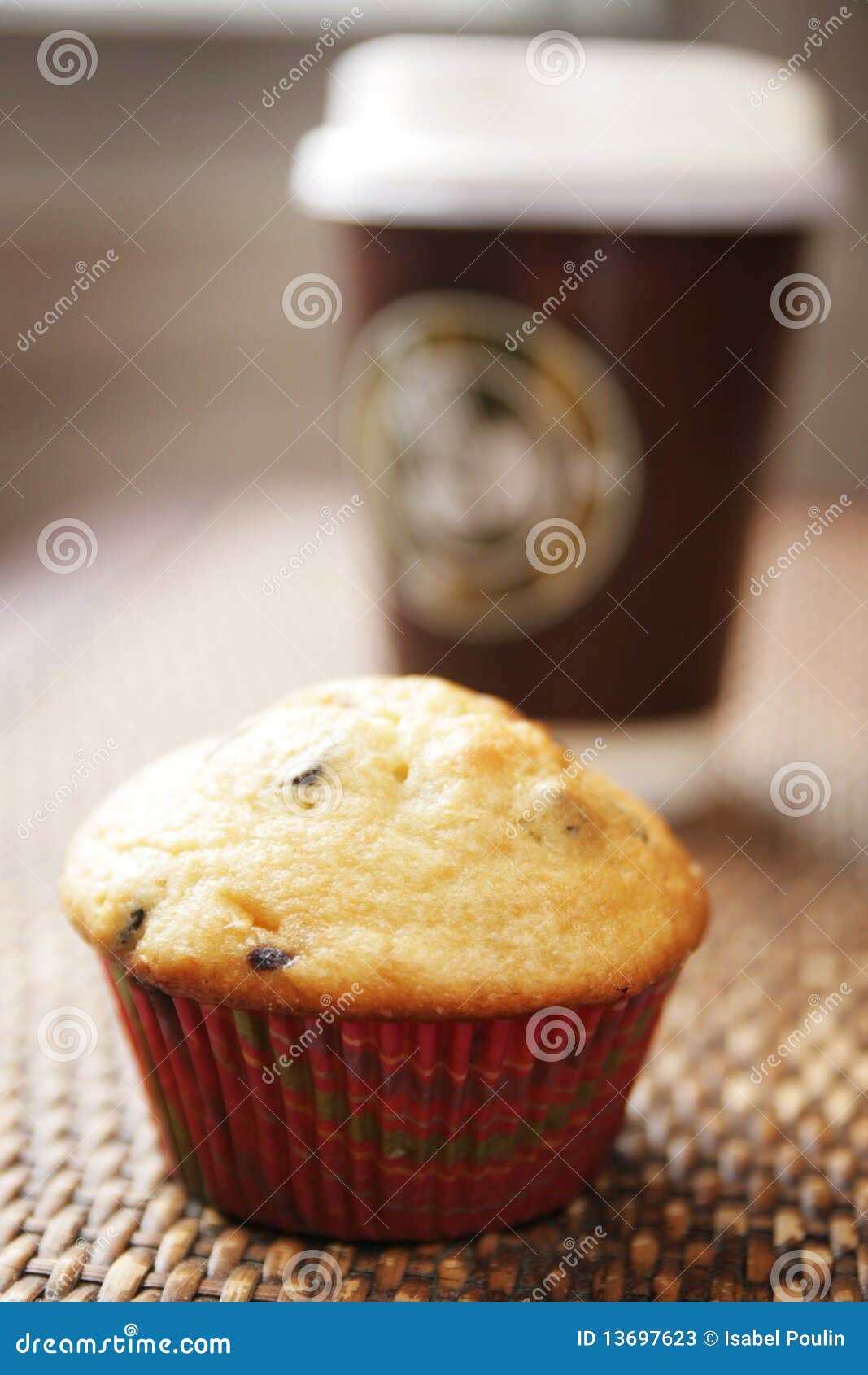 Muffin and coffee to go stock image. Image of confectionery - 13697623