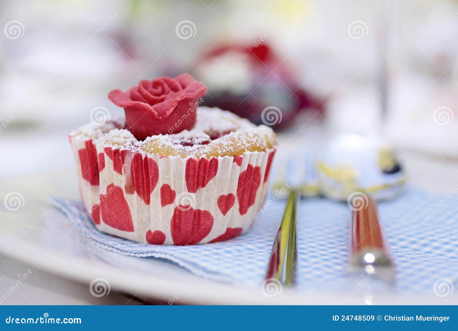 Muffin with marchpane rose stock image. Image of summer - 24748509