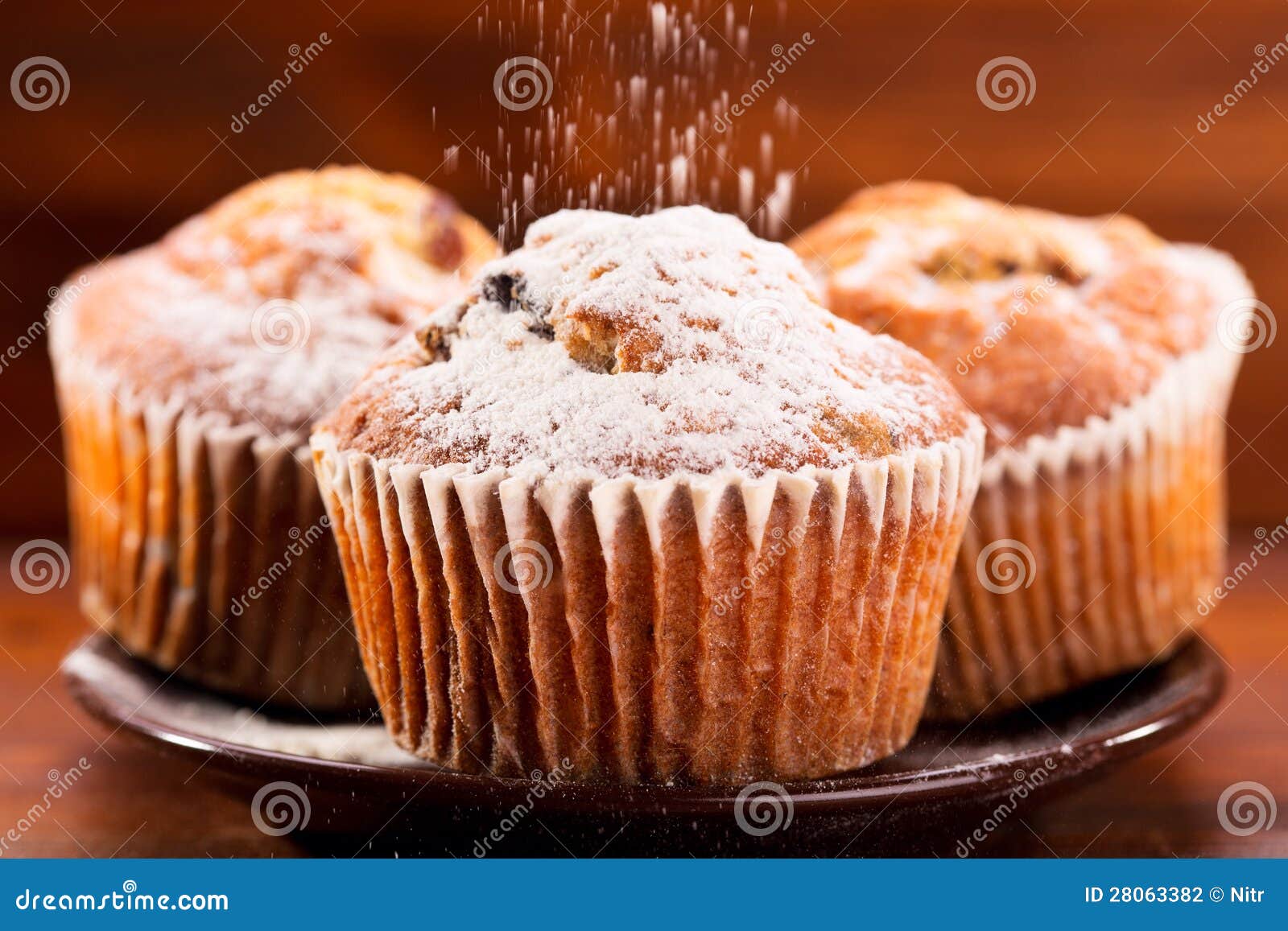 Muffins with Powdered Sugar Stock Photo - Image of healthy, baked: 28063382