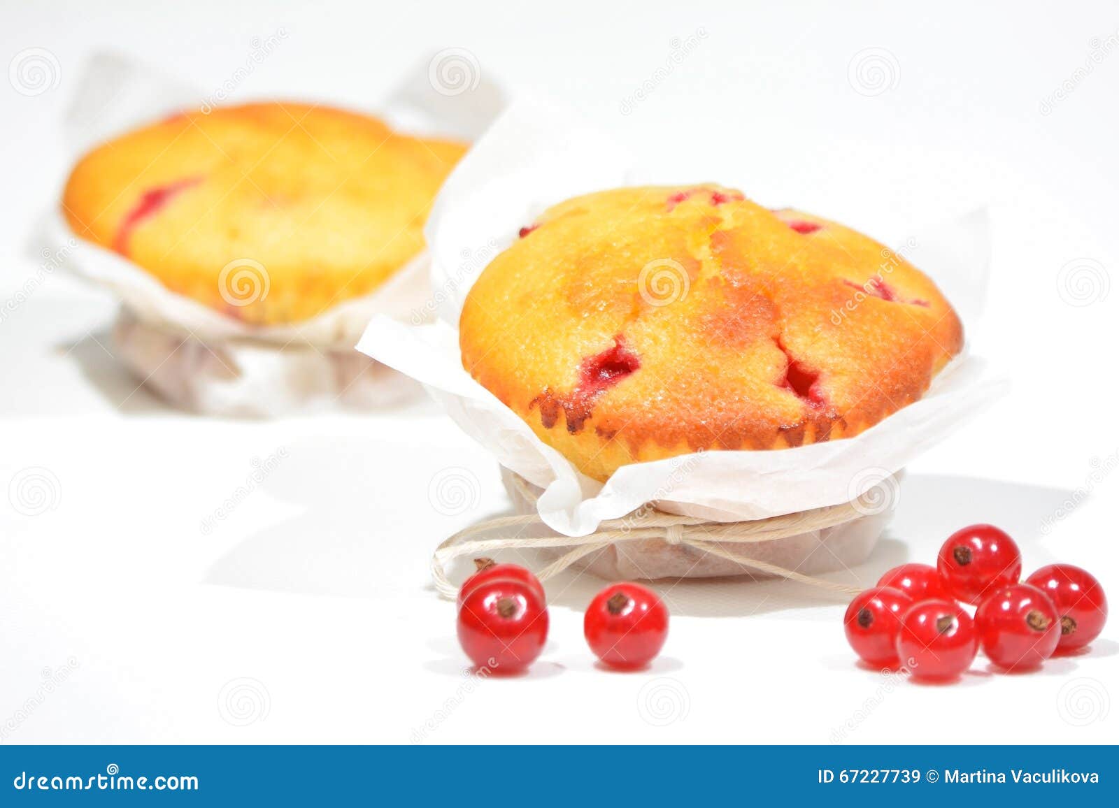 Muffins with red currants stock image. Image of background - 67227739
