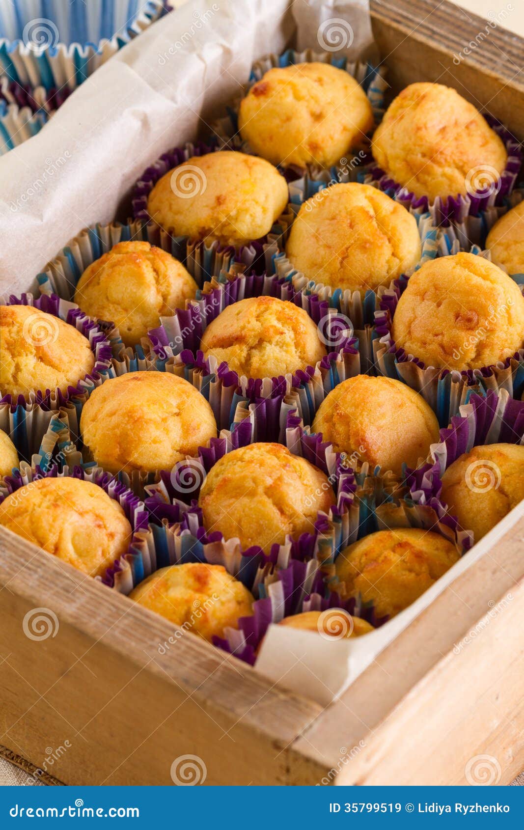 Muffins in a wooden box stock image. Image of baking - 35799519