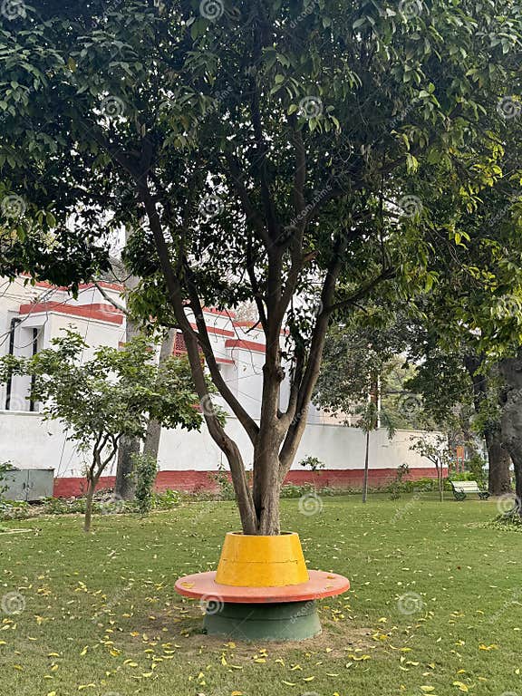 Mughal Gardens (Amrit Udyan) on the Grounds of the Rashtrapati Bhavan ... Mughal Gardens (Amrit Udyan) on the Grounds of the Rashtrapati Bhavan ...