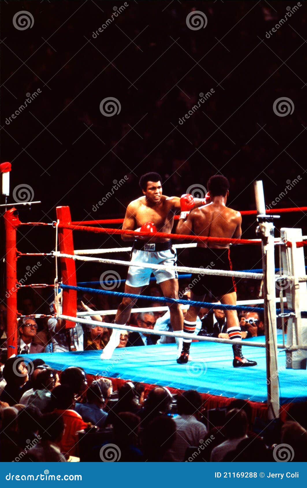 Muhammad Ali V. Leon Spinks Editorial Stock Photo - Image of spinks ...