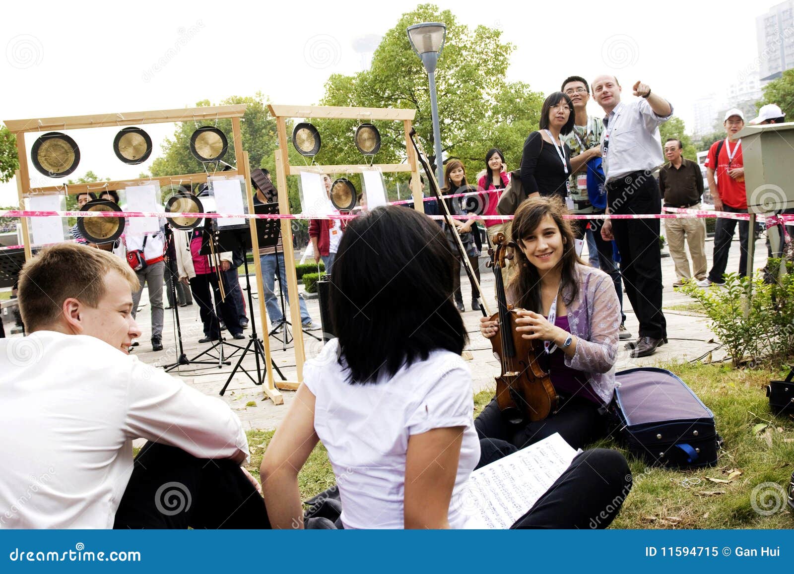 Muisc play outside editorial image. Image of culture - 11594715