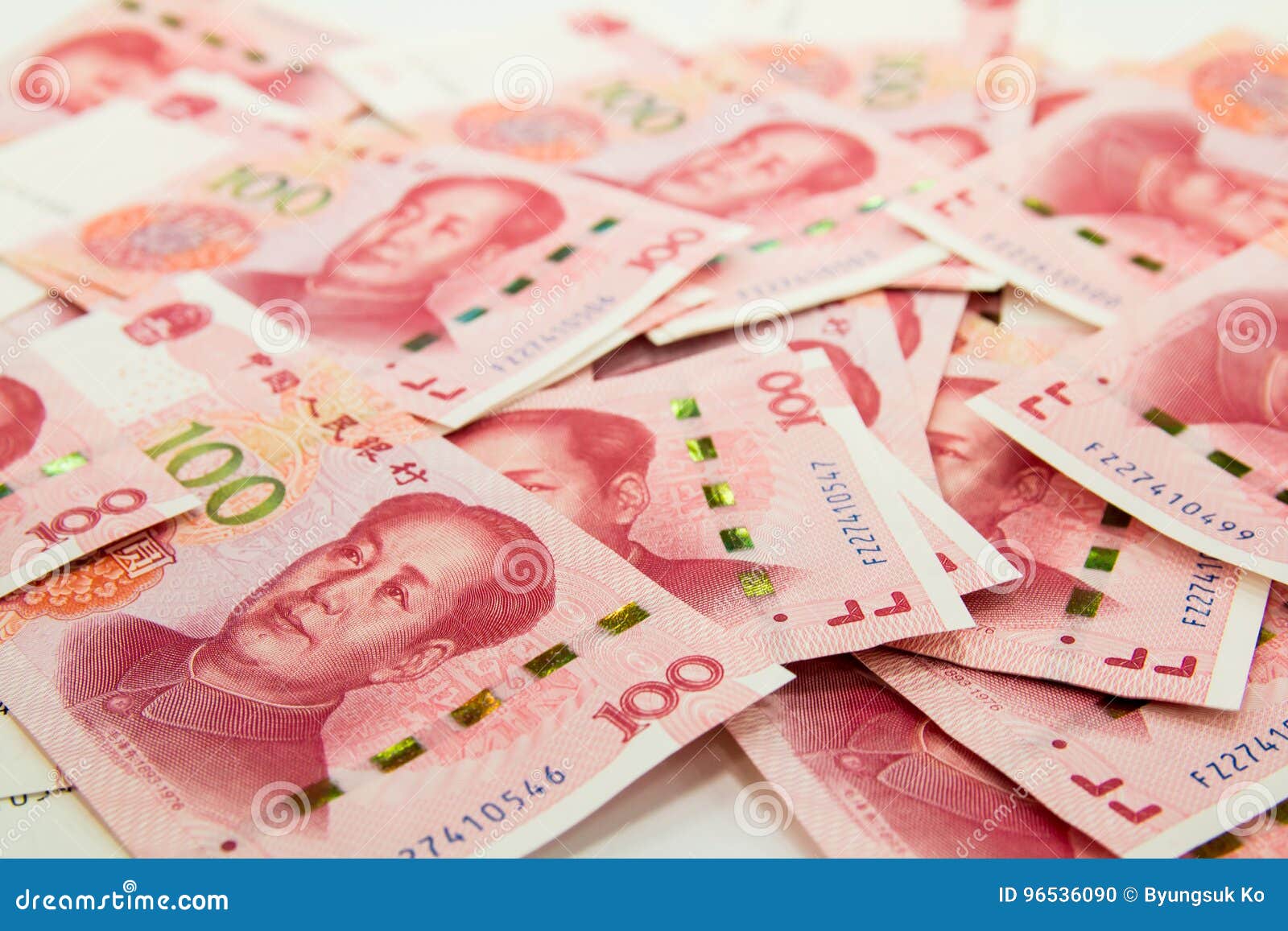 Muitas 100 Notas Chinesas De RMB Yuan Foto de Stock - Imagem de moeda ...