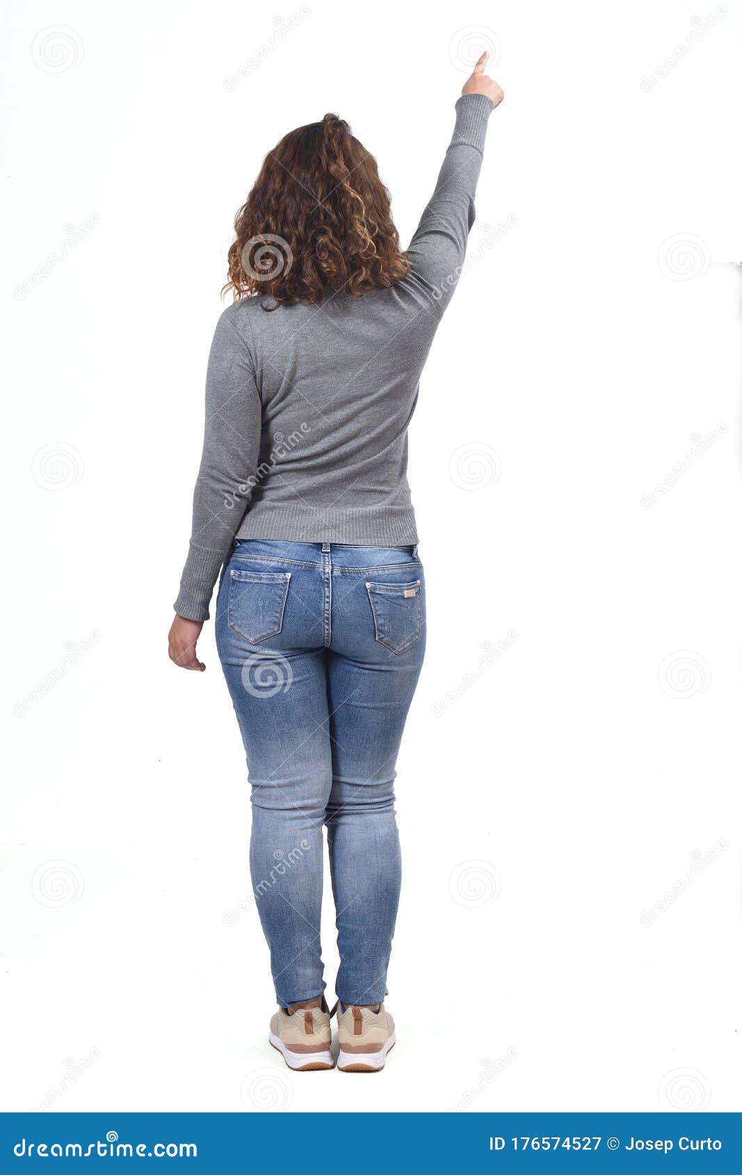 Mujer Apuntando a Fondo Blanco Imagen de archivo - Imagen de gesto ...