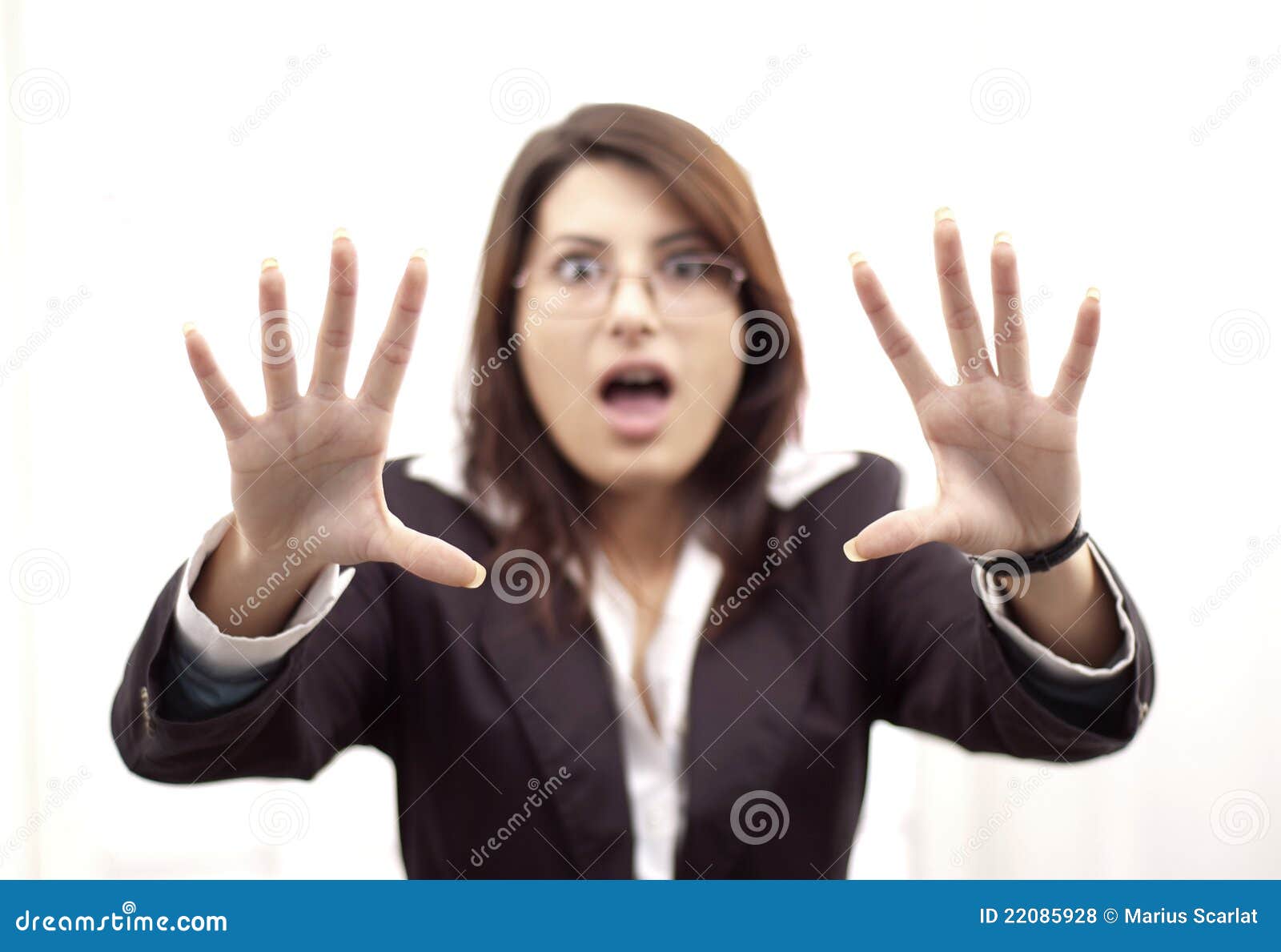 Mujer asustada foto de archivo. Imagen de mujer, crisis - 22085928