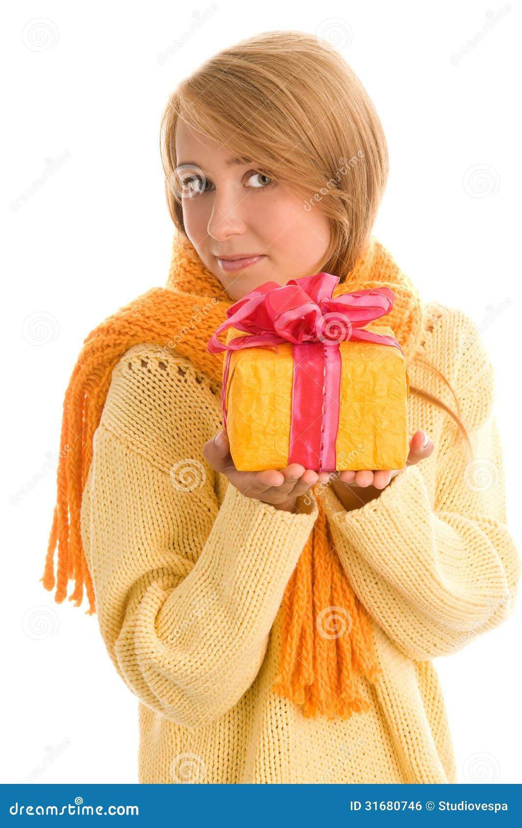 Mujer con el regalo foto de archivo. Imagen de persona - 31680746