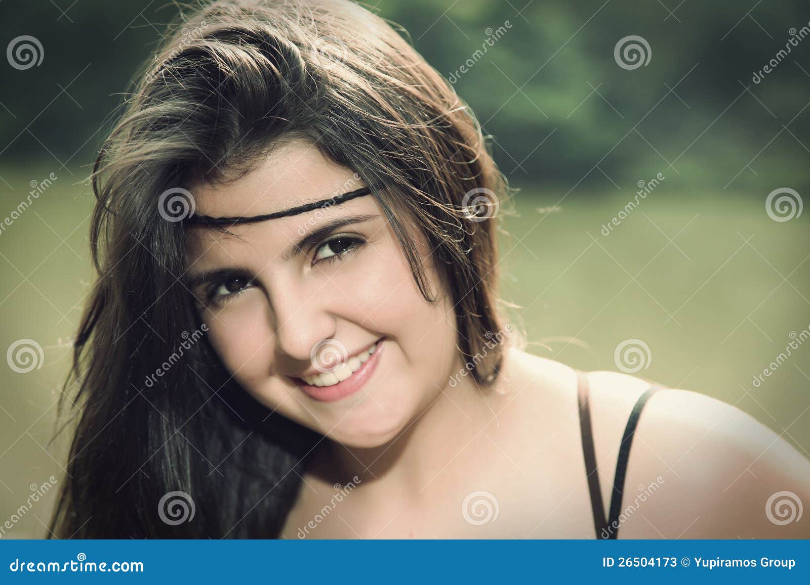 Mujer de la belleza imagen de archivo. Imagen de muchacha - 26504173