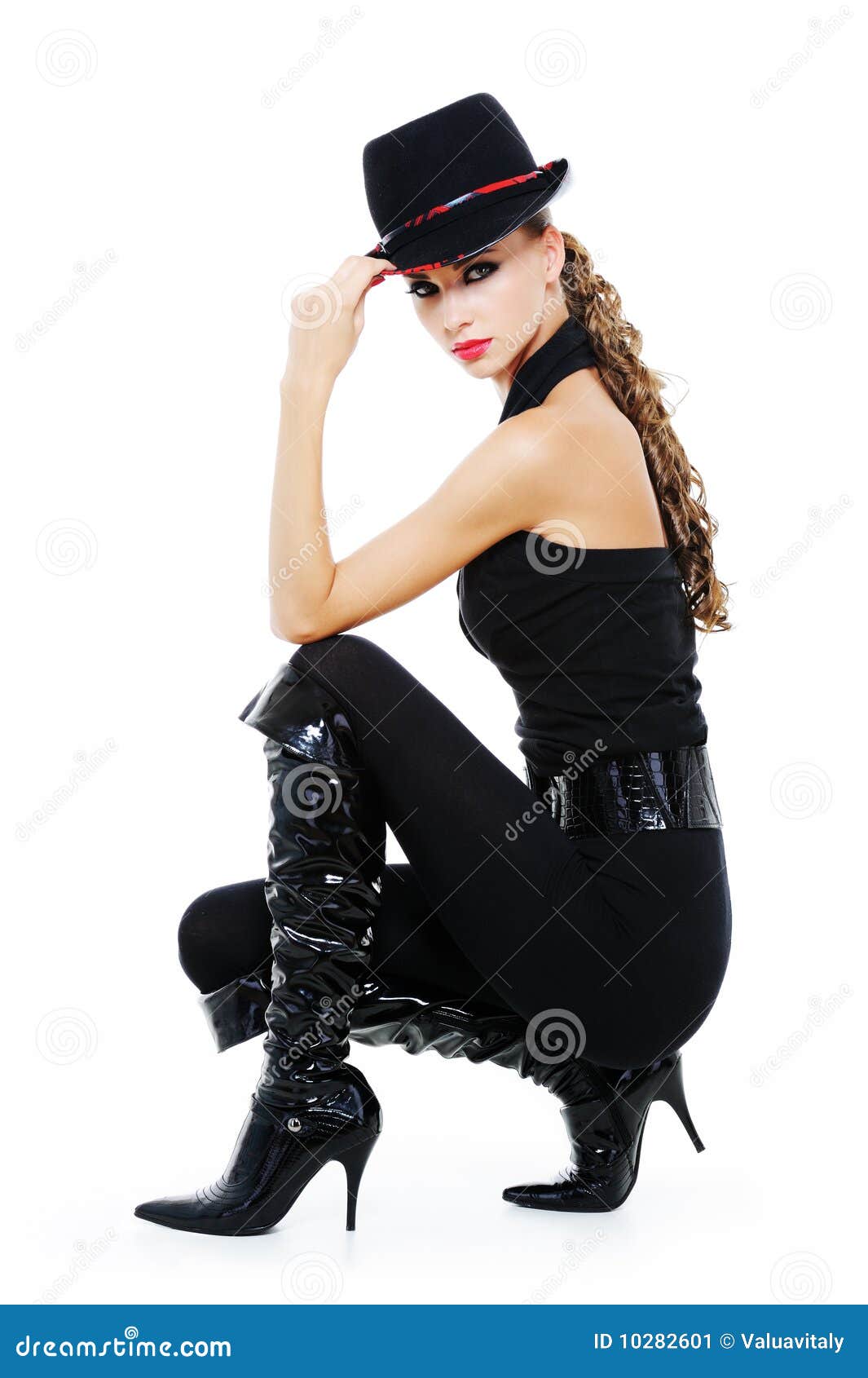 Mujer De La Belleza En Ropa Negra Imagen de archivo - Imagen de ...