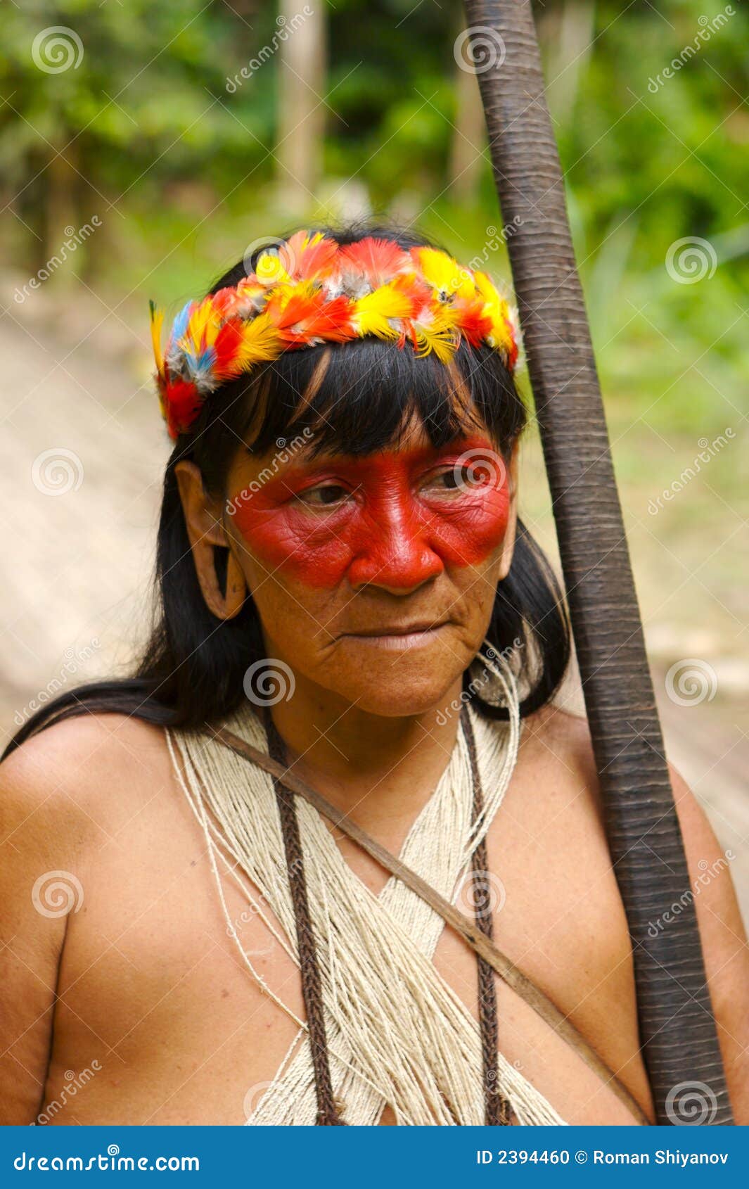 Mujer Del Indio Del Amazonas Foto de archivo - Imagen de mujer ...