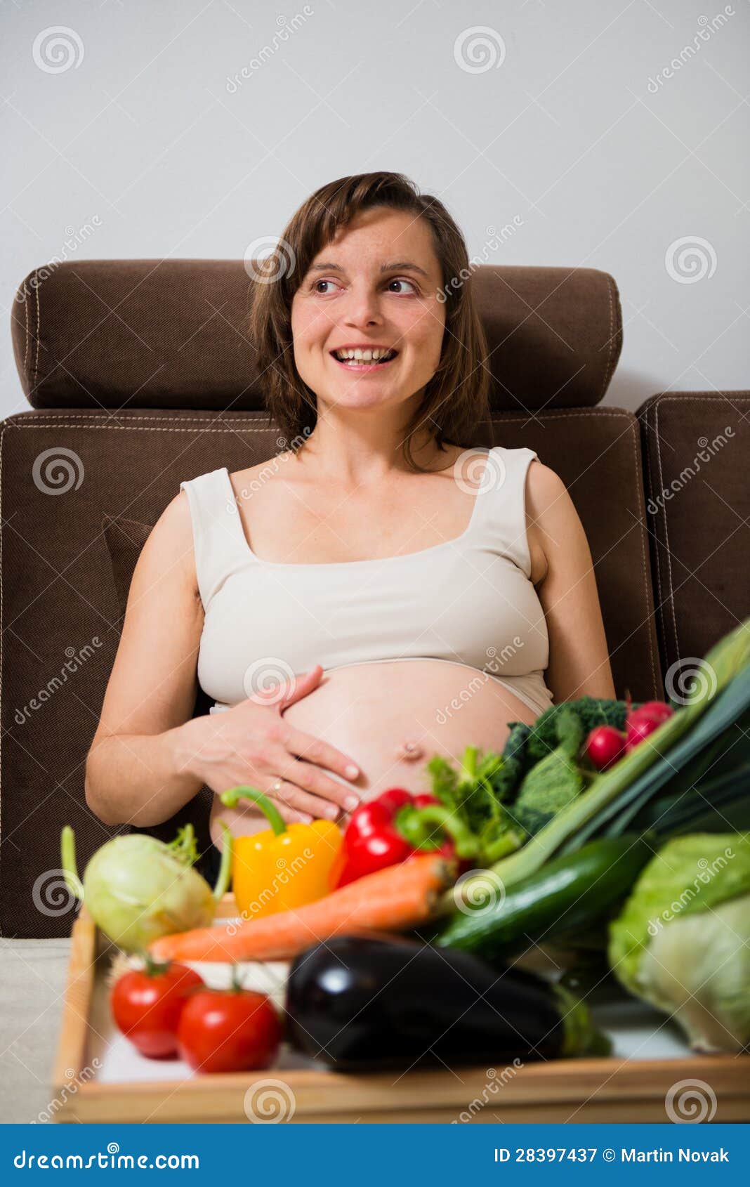 Mujer Embarazada - Comida Sana Imagen de archivo - Imagen de maternidad ...