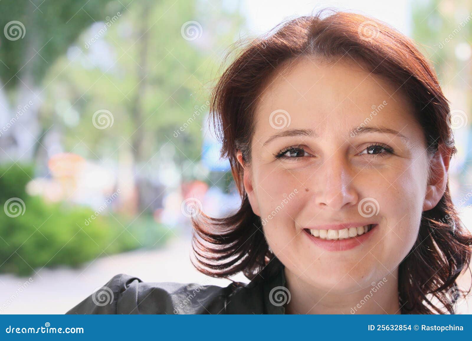 Mujer feliz foto de archivo. Imagen de piel, salud, mujer - 25632854