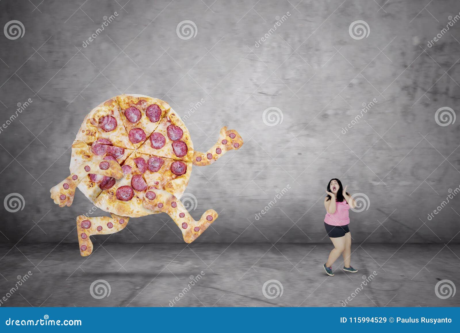 Mujer Gorda Que Se Escapa De Una Pizza Imagen de archivo - Imagen de ...