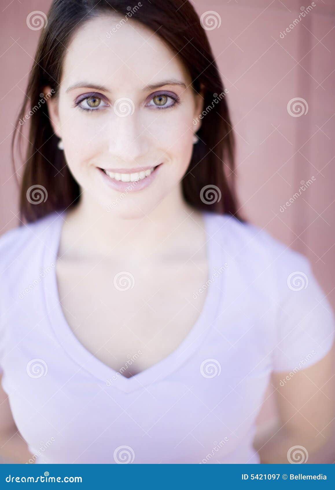 Mujer hermosa imagen de archivo. Imagen de lifestyle, sano - 5421097