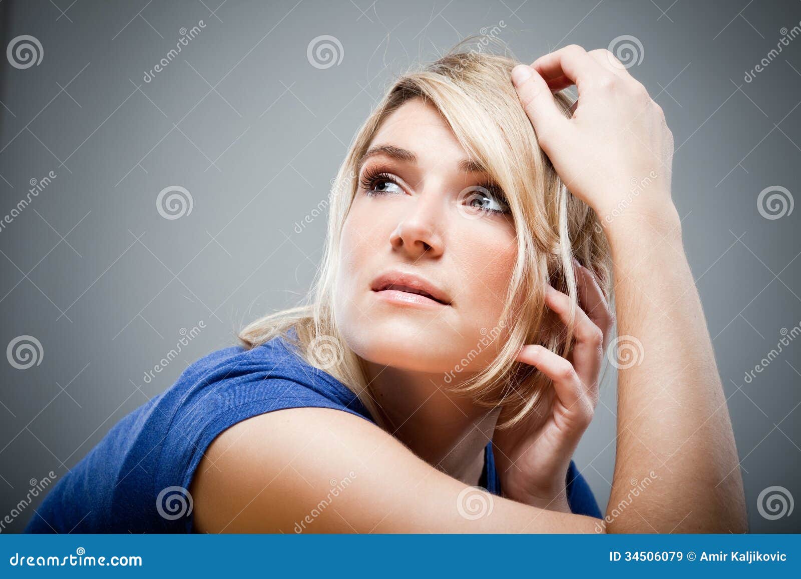 Mujer hermosa anhelante imagen de archivo. Imagen de emociones - 34506079