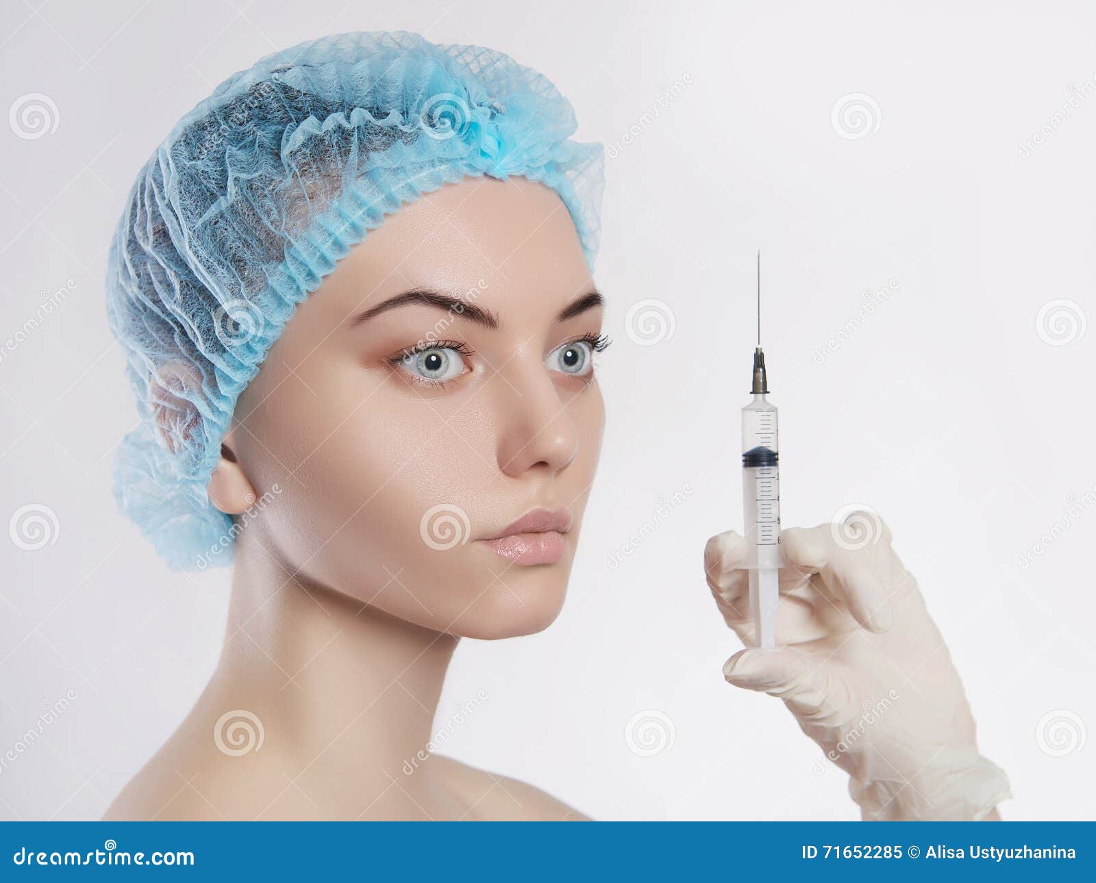 Mujer Joven Con Las Inyecciones De Botox Imagen de archivo - Imagen de ...