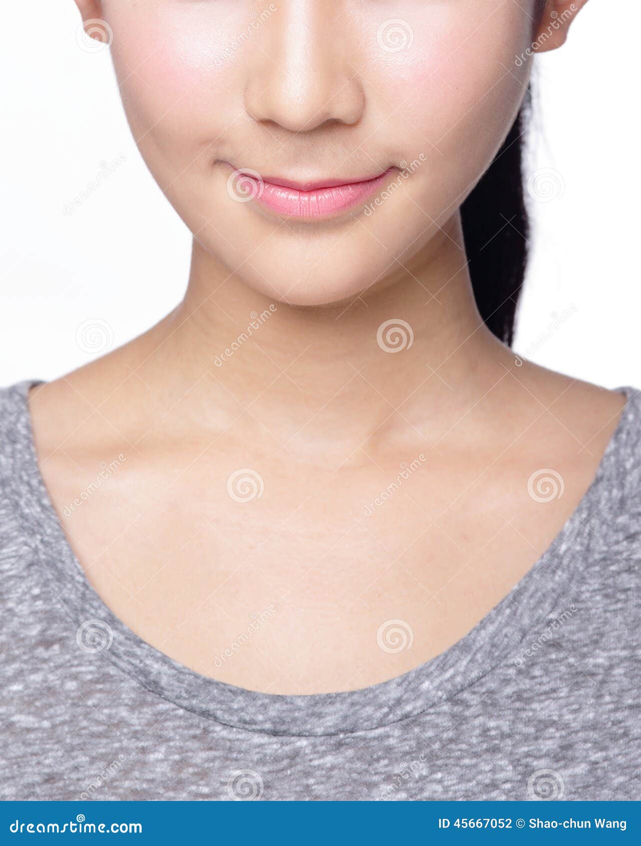 Mujer Joven Con Los Labios Hermosos Foto de archivo - Imagen de hermoso ...