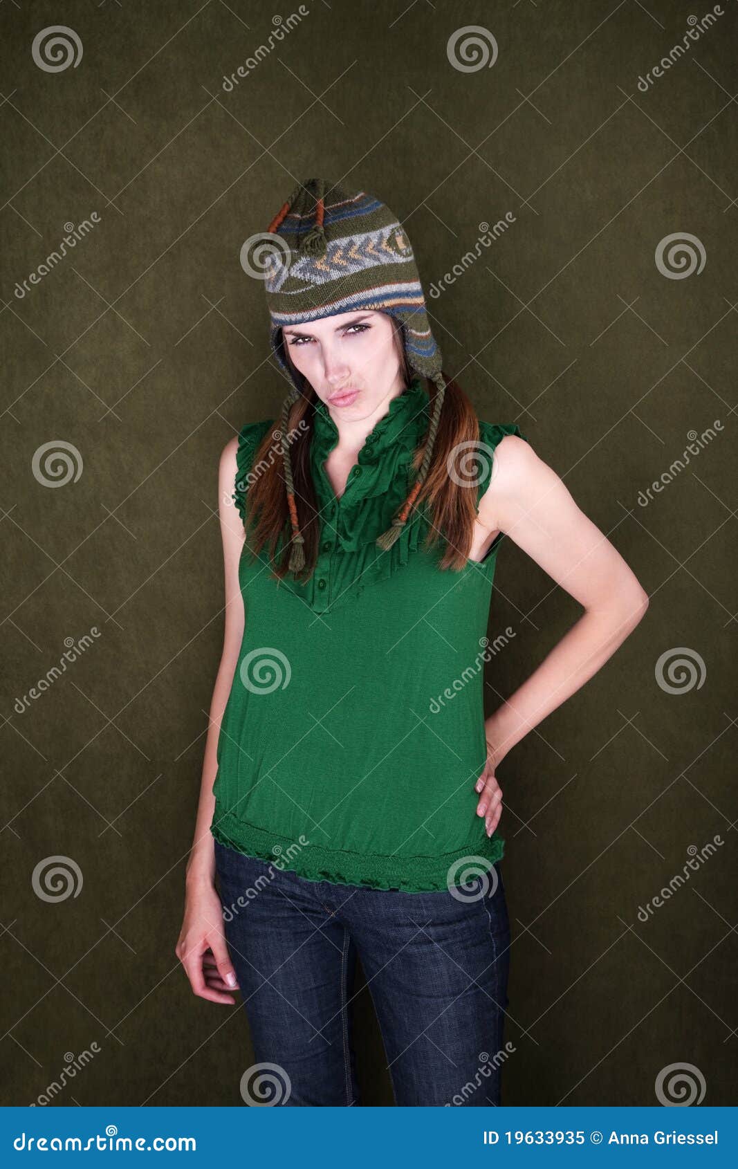 Mujer joven descarada imagen de archivo. Imagen de lindo - 19633935