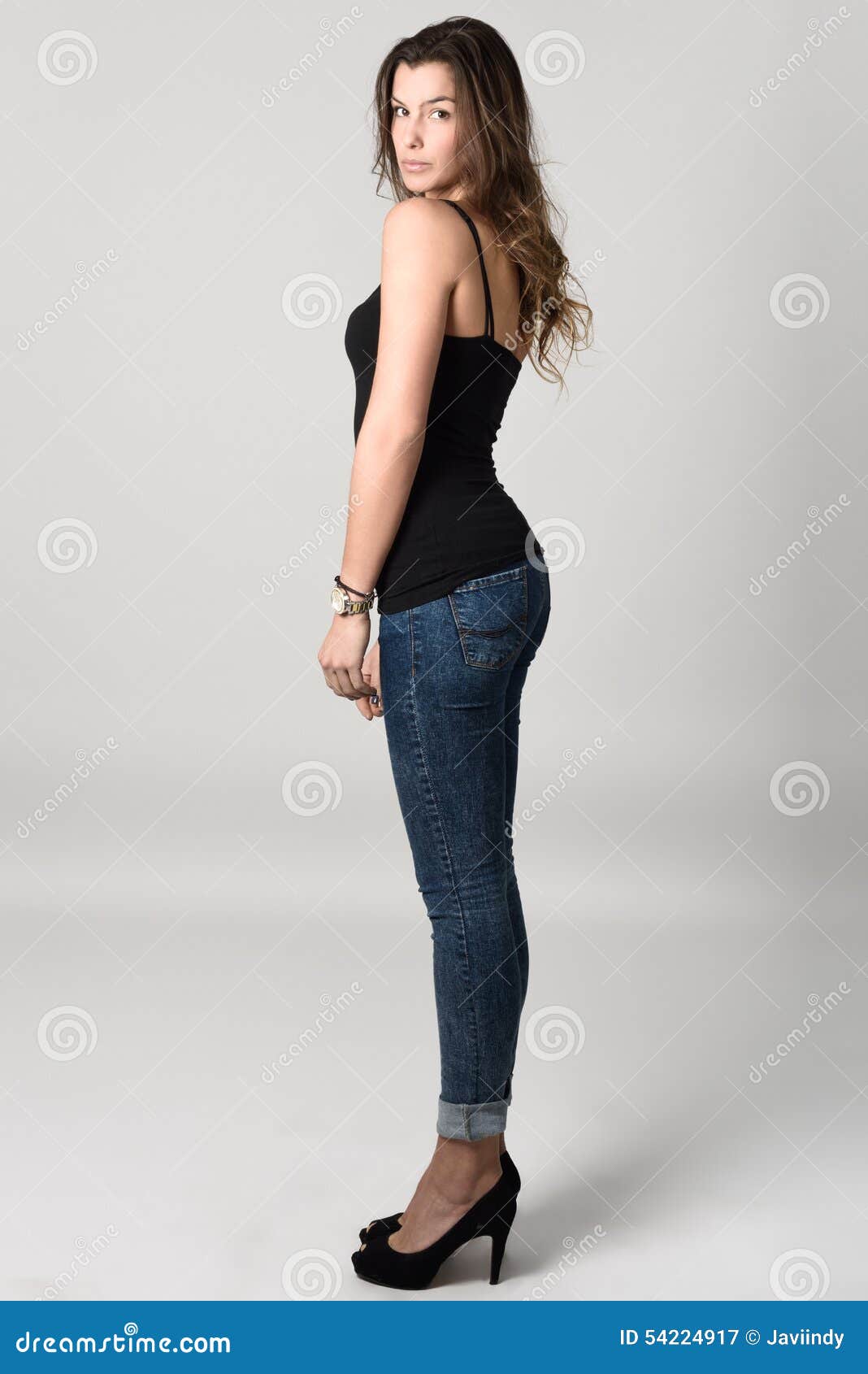 Mujer, Modelo De La Moda, Ropa Casual Que Lleva Imagen de archivo ...