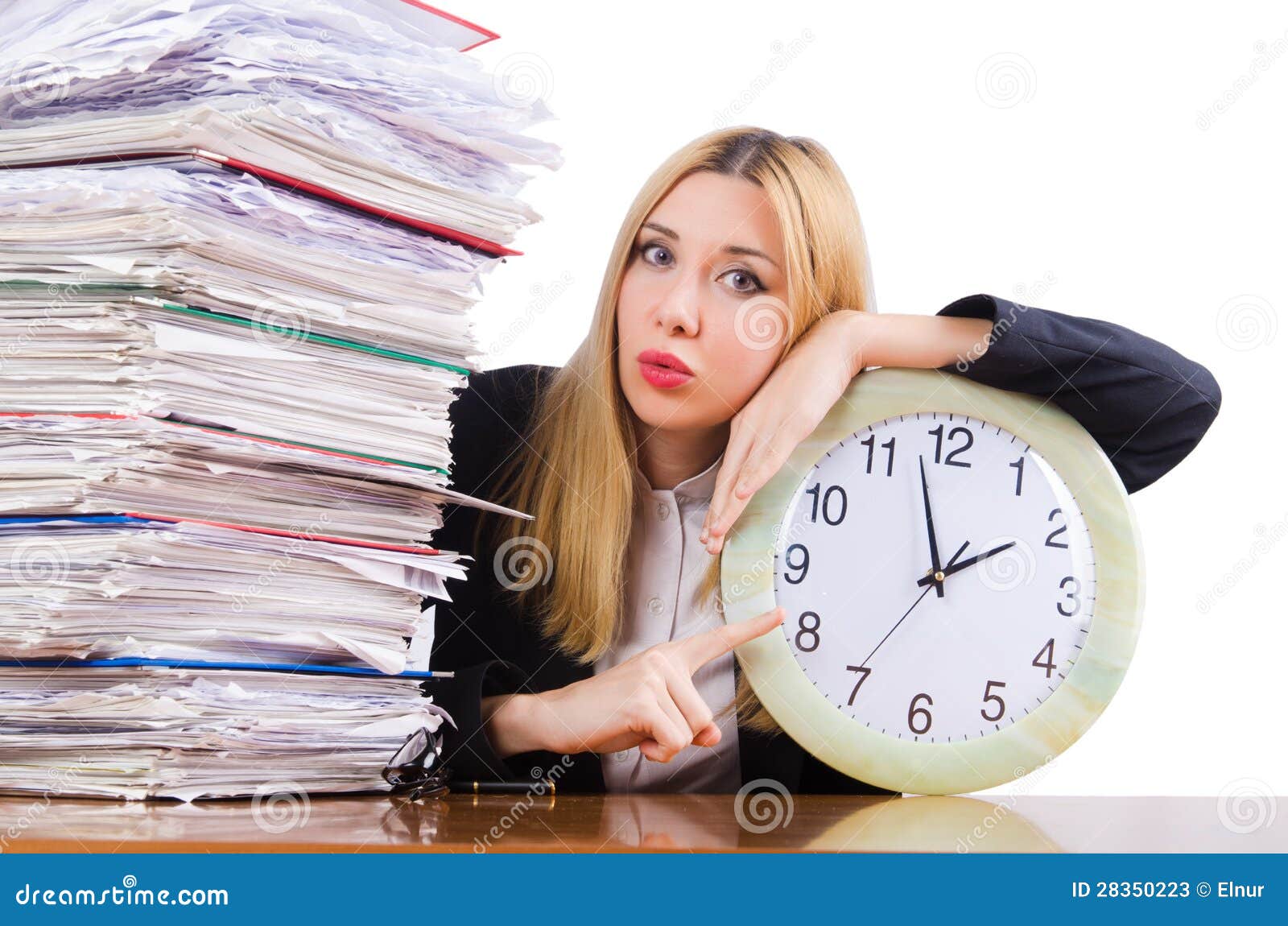 Mujer ocupada con el reloj imagen de archivo. Imagen de hembra - 28350223